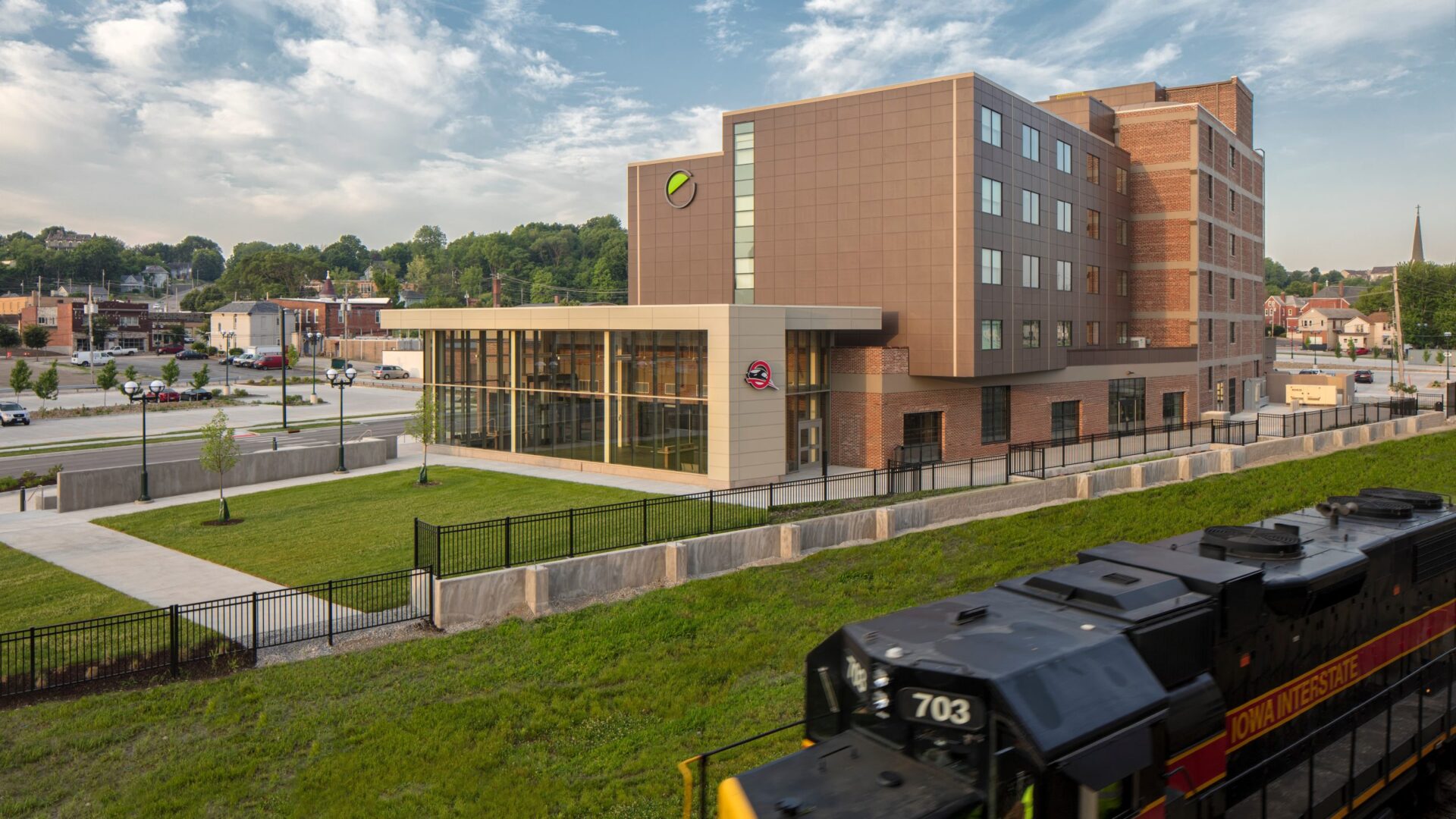 Element Hotel - Moline - Russell Group Construction & Development