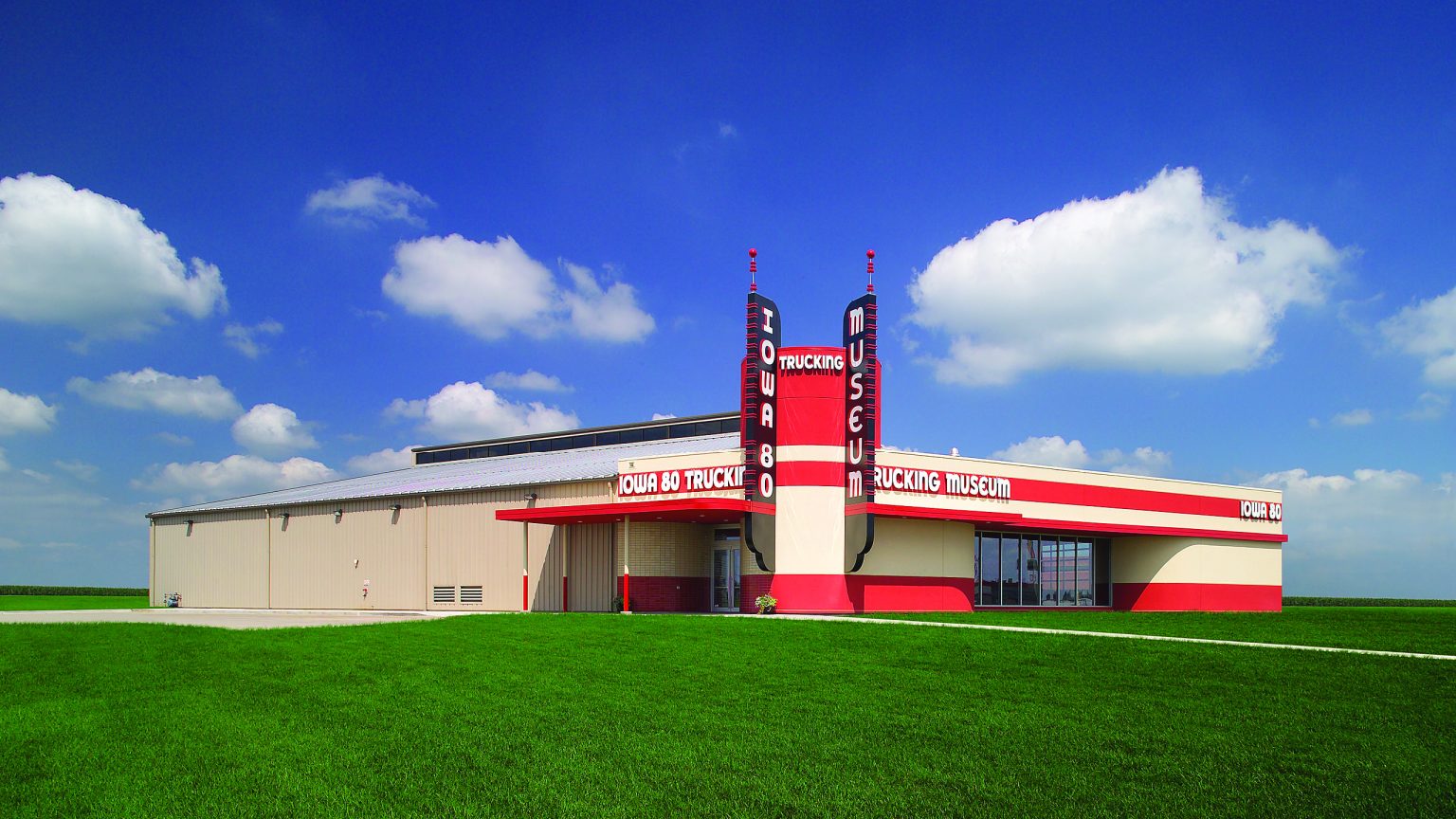 Iowa 80 Trucking Museum Hall of Fame - Russell Group Construction ...